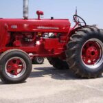 Red Power Roundup Pictures - Antique Tractor Blog